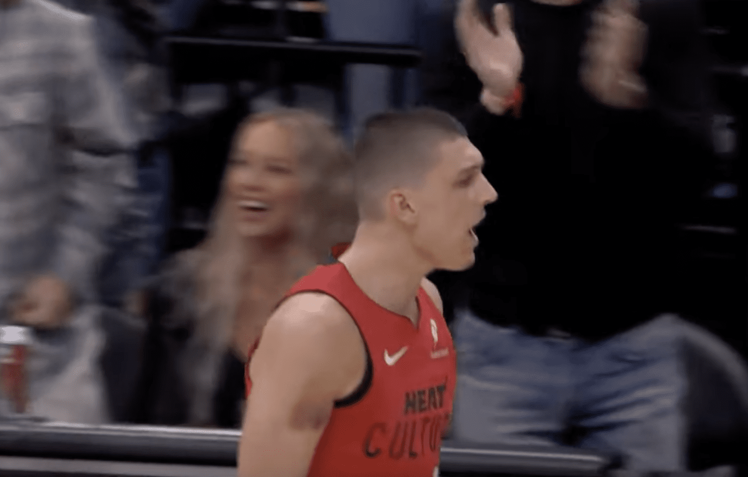 Miami Heat Edge Charlotte Hornets 98-94 in Thrilling Finish