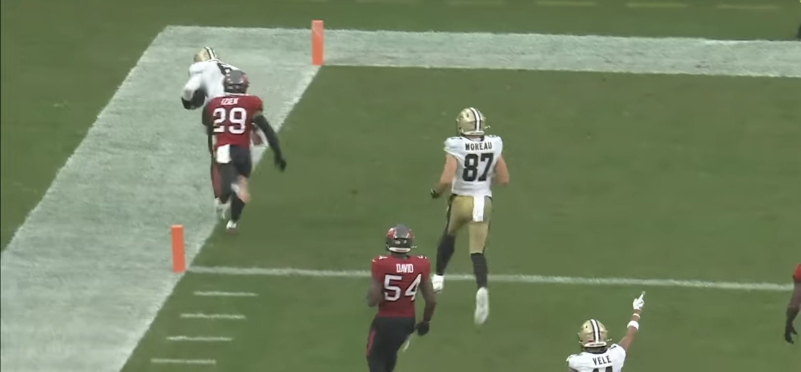 Saints Shock Buccaneers 24–20 Behind Rookie QB Tyler Shough, Tighten ...